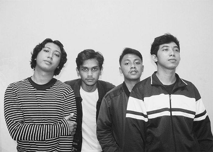 The White Flakes Menelurkan Single Kedua Bertajuk "Night Surfer ...